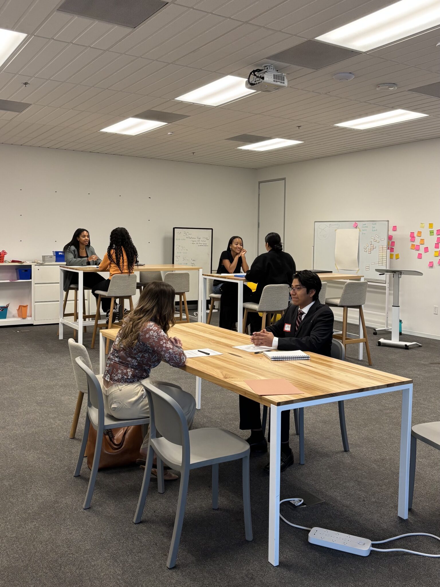 Da Vinci Connect High Students Sharpen Interview Skills with Real-World Feedback from Industry ...